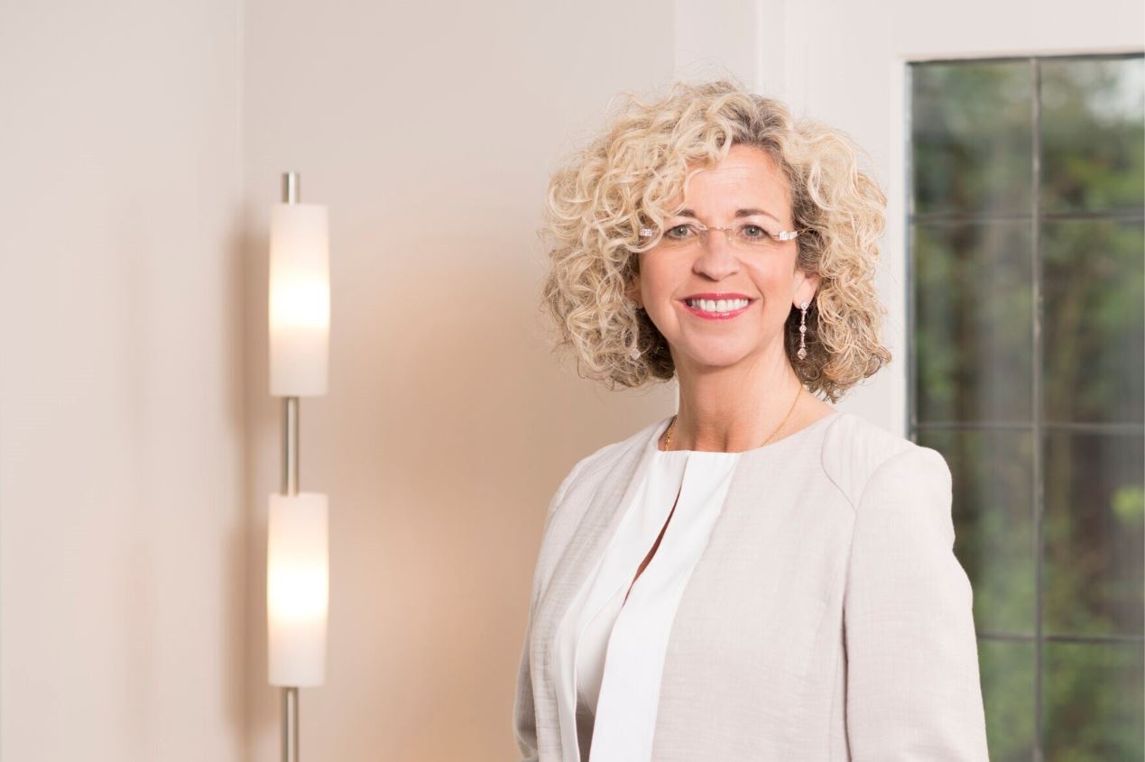 Diane Rostron Ranked As Leading Firm In Legal Directory